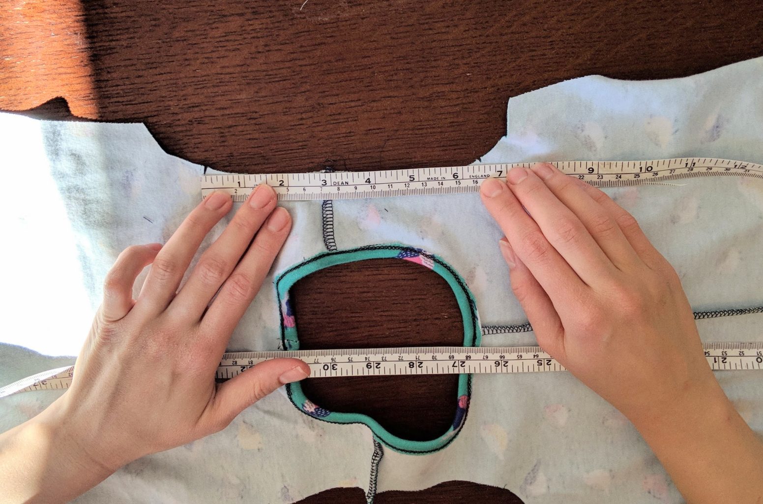 Adalynn Hack: How to add a shoulder flutter sleeve - Mamma Can Do It ...