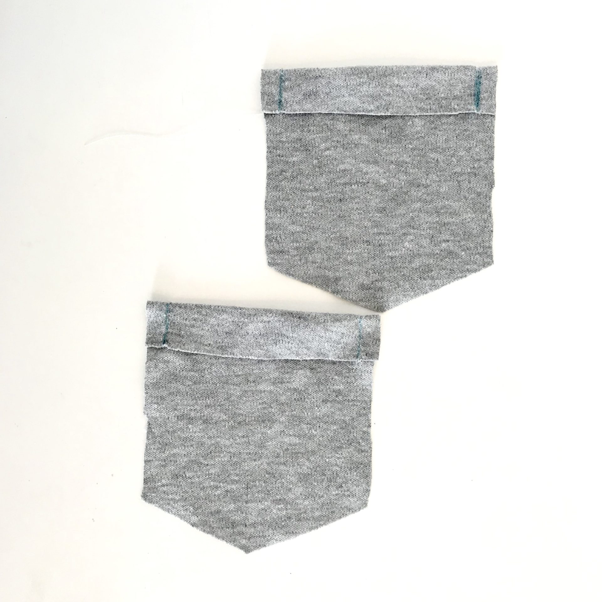 Single Layer Pocket Tutorial - Mamma Can Do It Sewing Blog