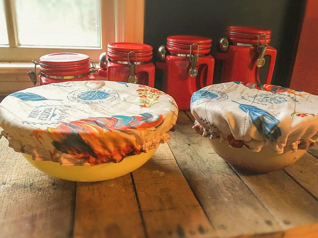 Festive Friday: Easy Kids' Apron and Reusable Dish Covers! - Mamma Can ...