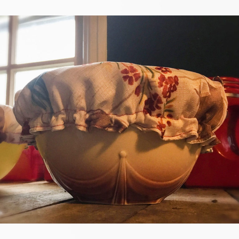 Festive Friday: Easy Kids' Apron and Reusable Dish Covers! - Mamma Can ...