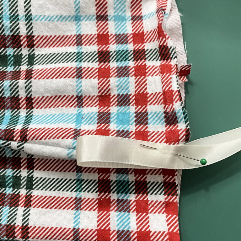 Large Christmas Stocking - Free Sewing Pattern - Mamma Can Do It Sewing ...