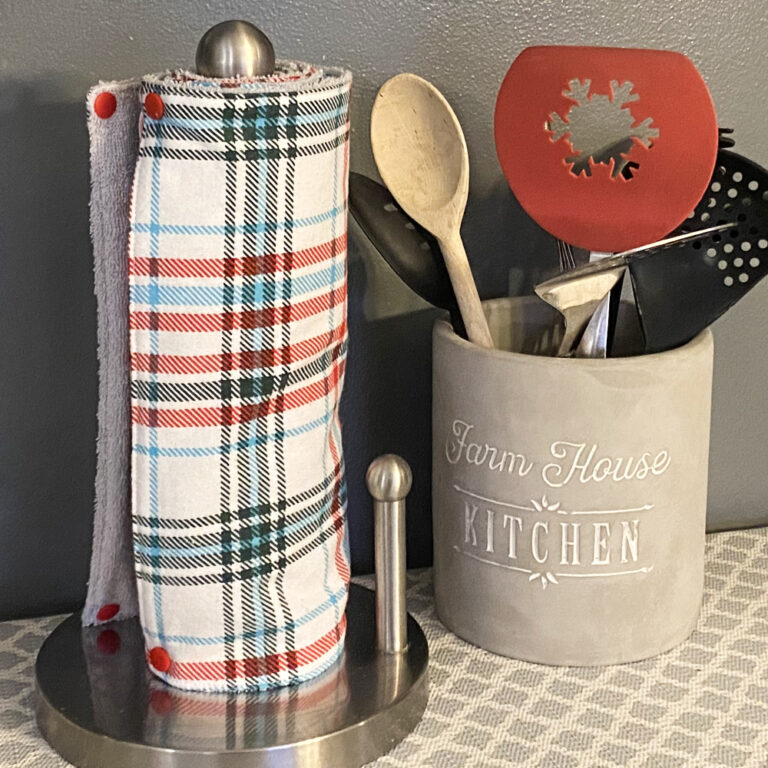 FREE Re-usable Towel Pattern & Tutorial - Mamma Can Do It Sewing Blog